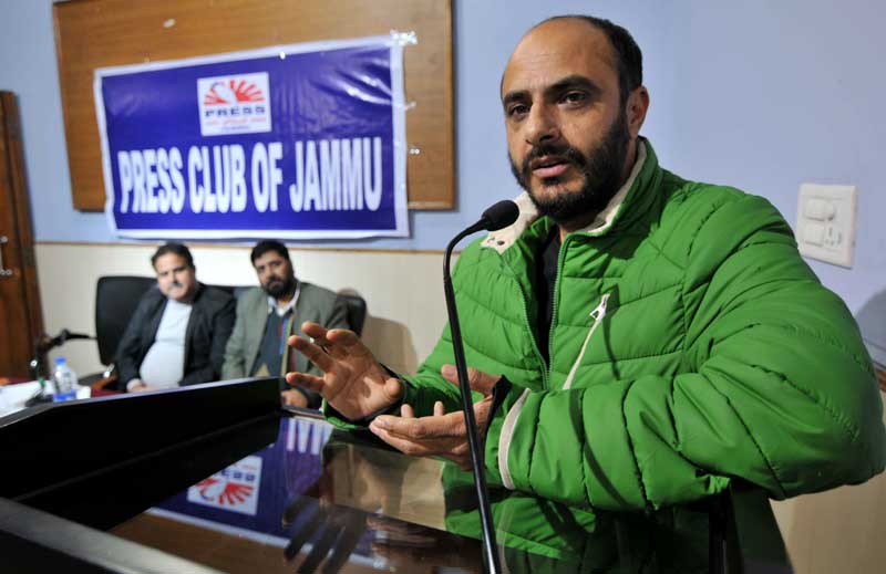 Press Club of Jammu organised an interactive session with senior Photo ...